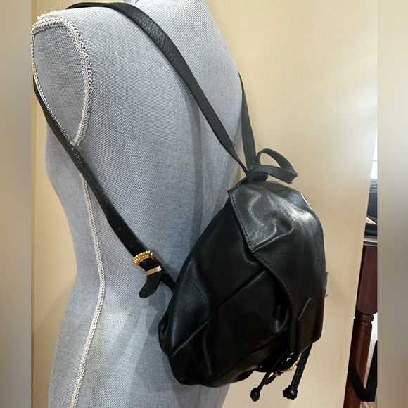 Versace | Bags | Gianni Versace Medusa Vintage Black Leather Small ...